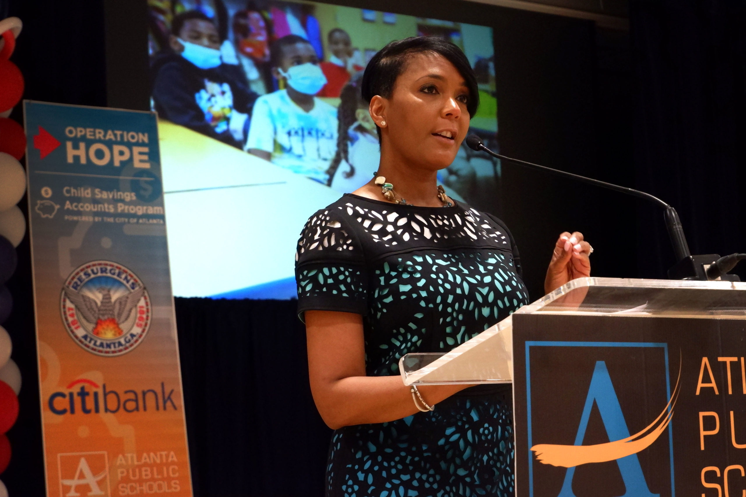 Partnership gives APS kindergarteners savings accounts - SaportaReport